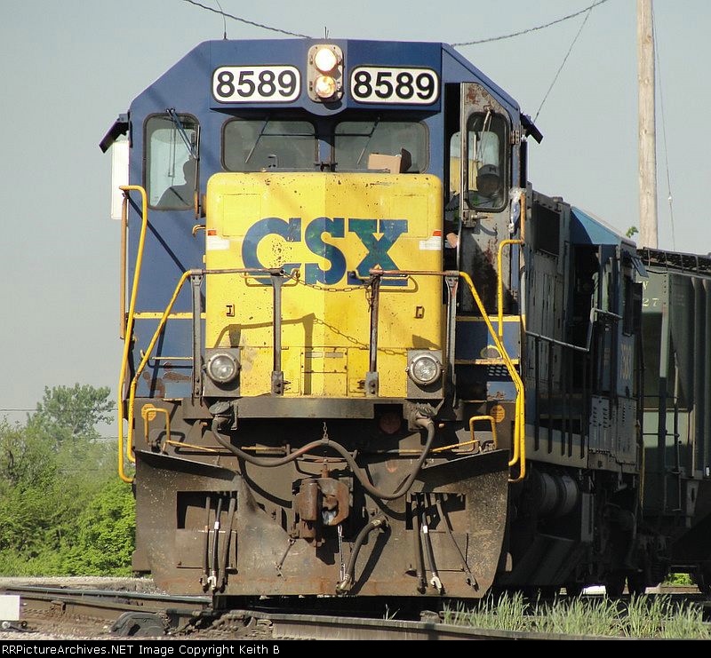 CSX 8589
